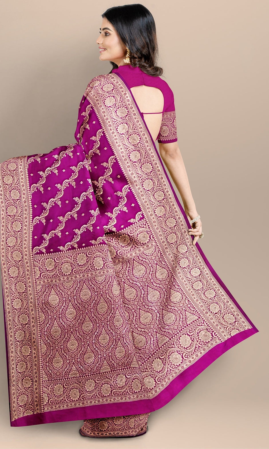 Vandana Silks Banaras - Best Saree Shop in Varanasi
