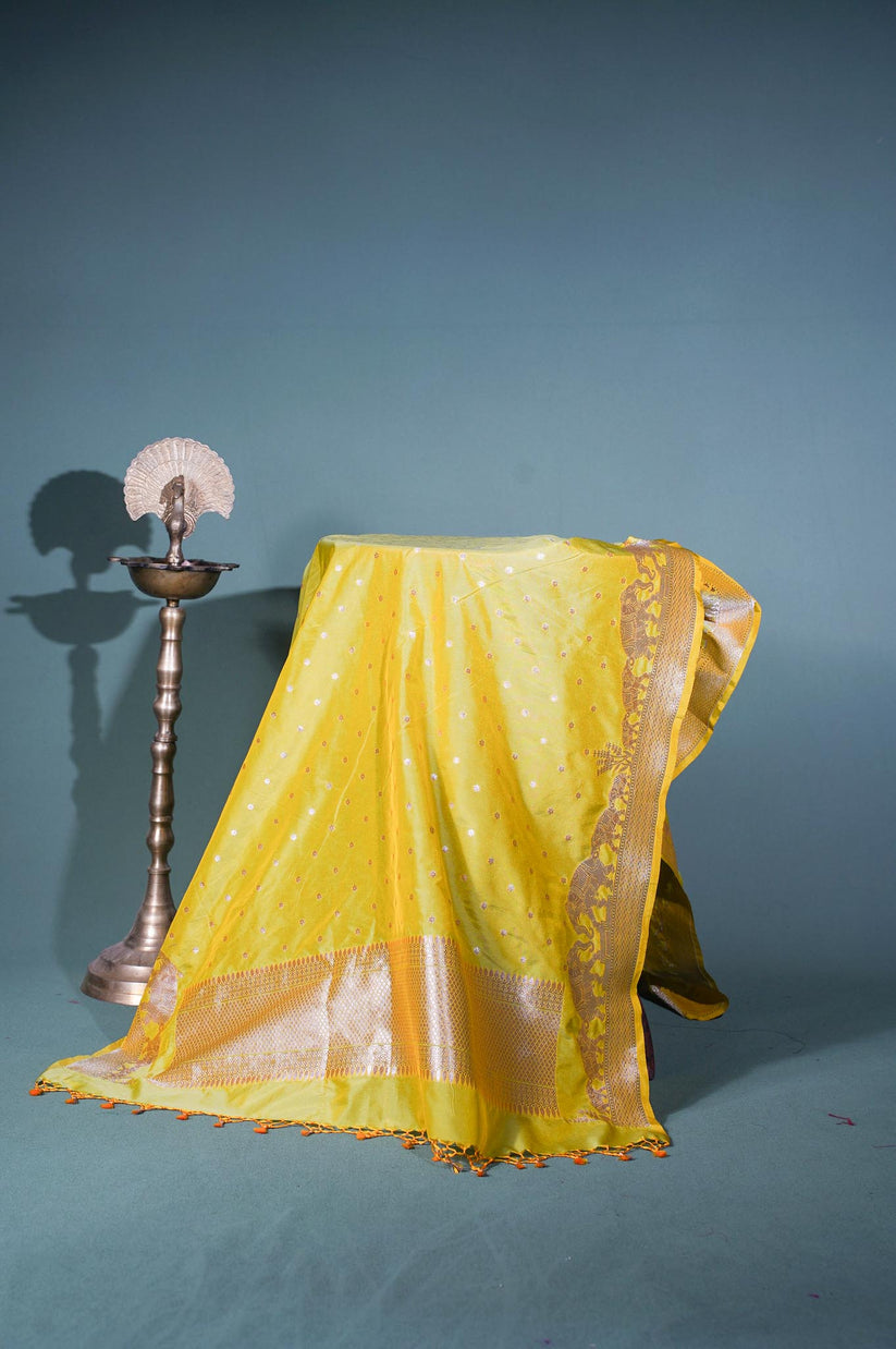 "MCD 002" Banarasi Shikargah Vegan Silk Dupatta – Vandana Silks Banaras